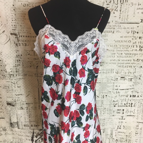 Beth Michaels | Intimates & Sleepwear | Beth Michaels Lace Roses Silky ...